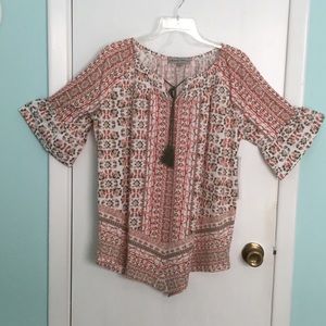 Absolutely Famous | Tops | Absolutely Famous Floral Print Blouse | Poshmark